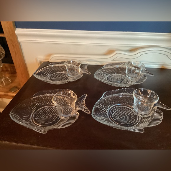 Dining | Seafood Cocktail Glass Serving Plates With Individual Sauce ...